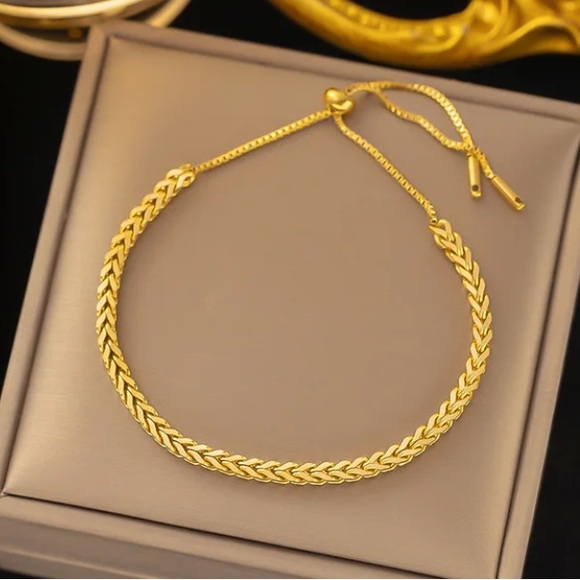 Jewelry | Gold Adjustable Bracelet | Poshmark